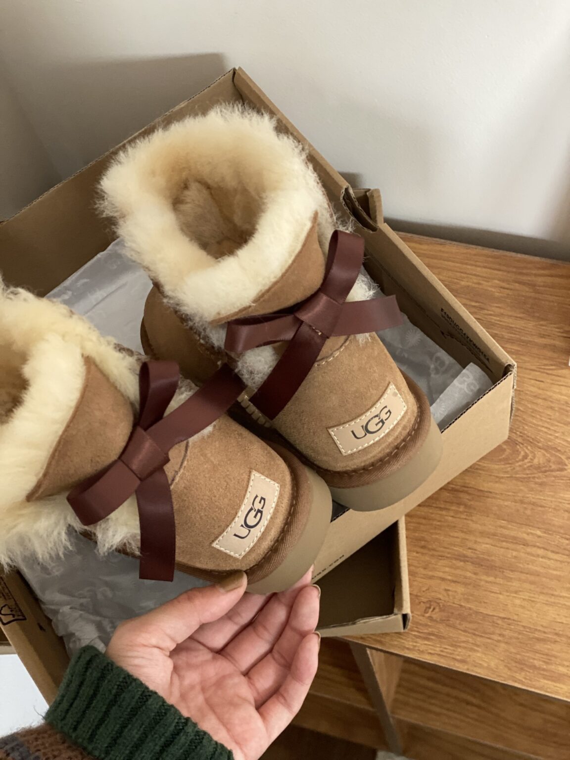 מגפי UGG לרכישה ישירה ממפעל הייצור - WORLD SHOPPING
